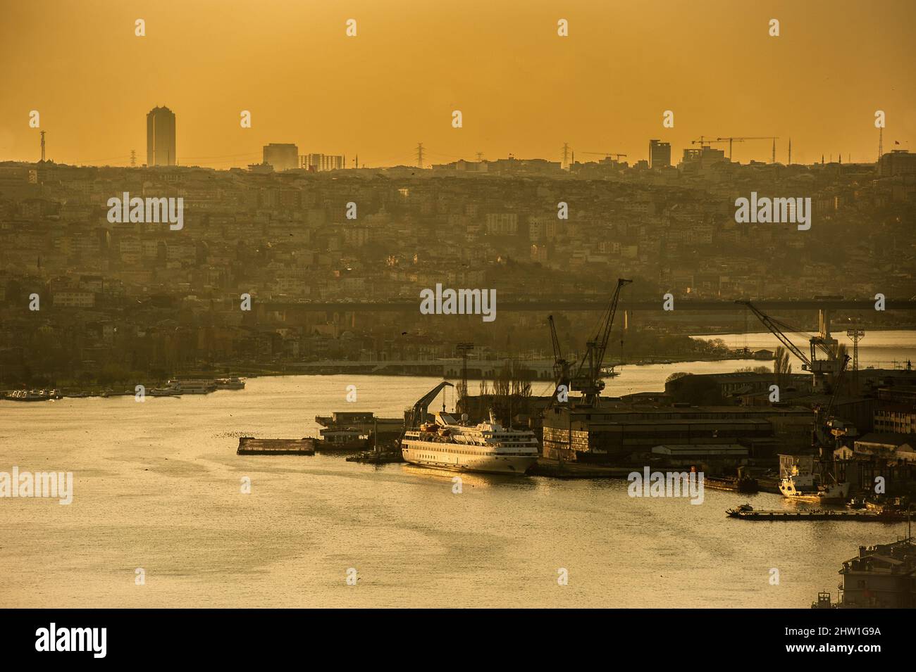 View of the Bosphorus Strait in Istanbul Stock Photo - Alamy