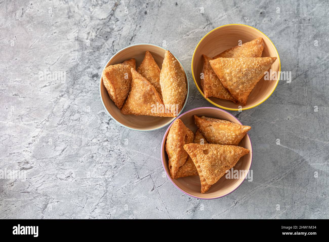 Deep fried Meat and Vegetable Samosa snacks ready to eat Stock Photo ...