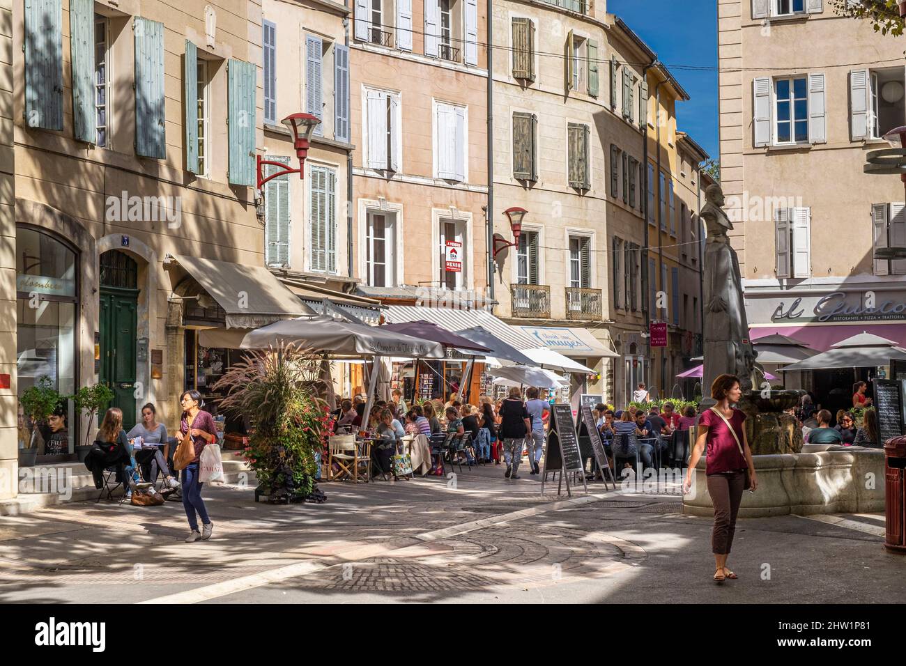 Manosque the luberon provence hi-res stock photography and images - Alamy