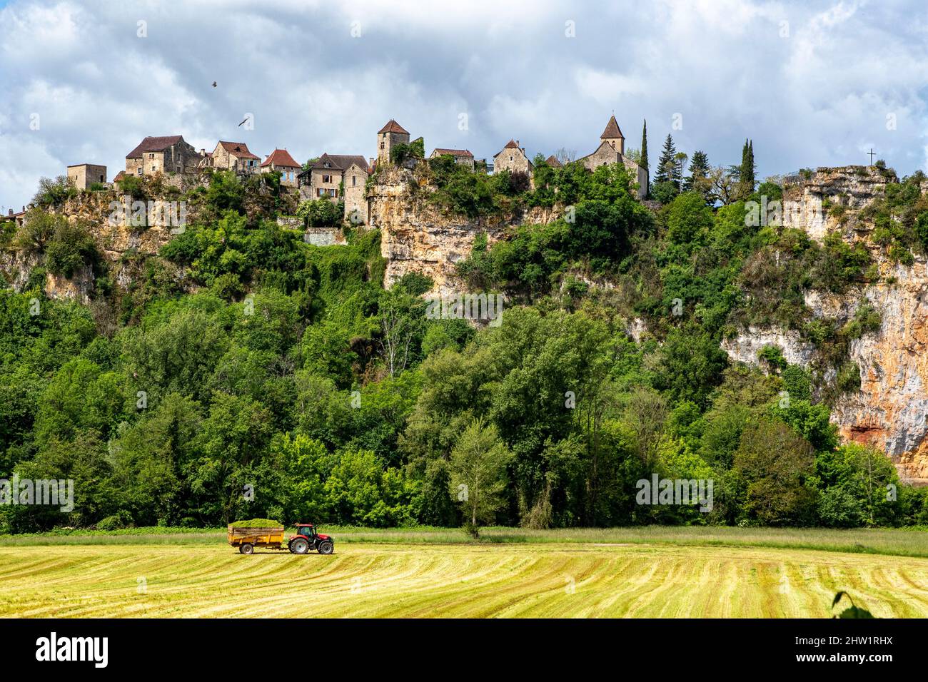 France, Lot, Lot valley, village and activities in the fields near ...