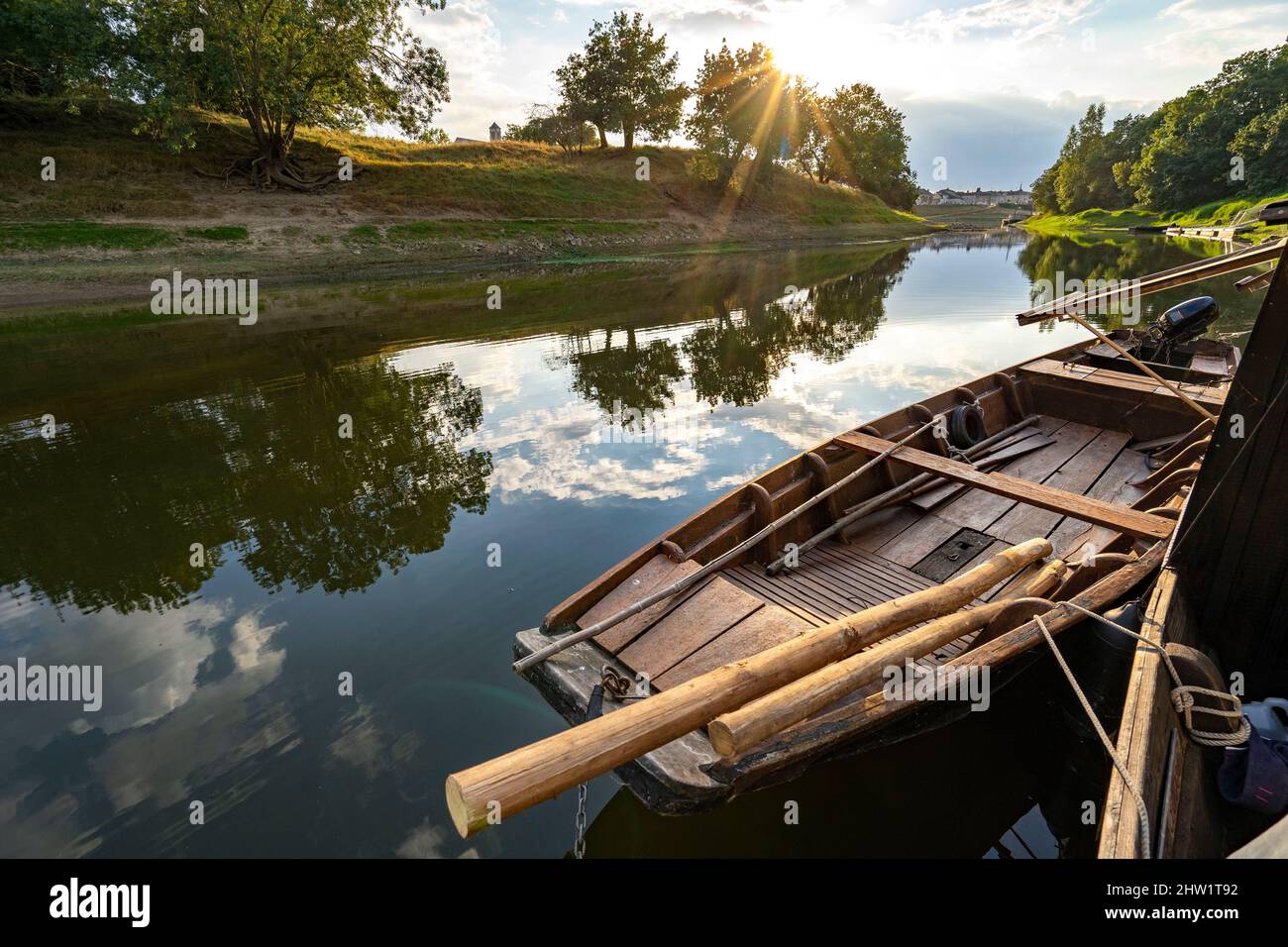 France, Maine-et-Loire (49), a toue caban?e and its boat, two ...