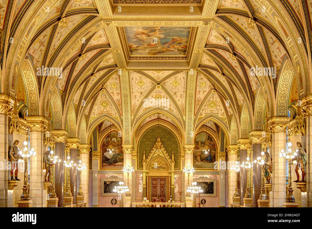 Parliament of Hungary interior, Budapest Stock Photo - Alamy