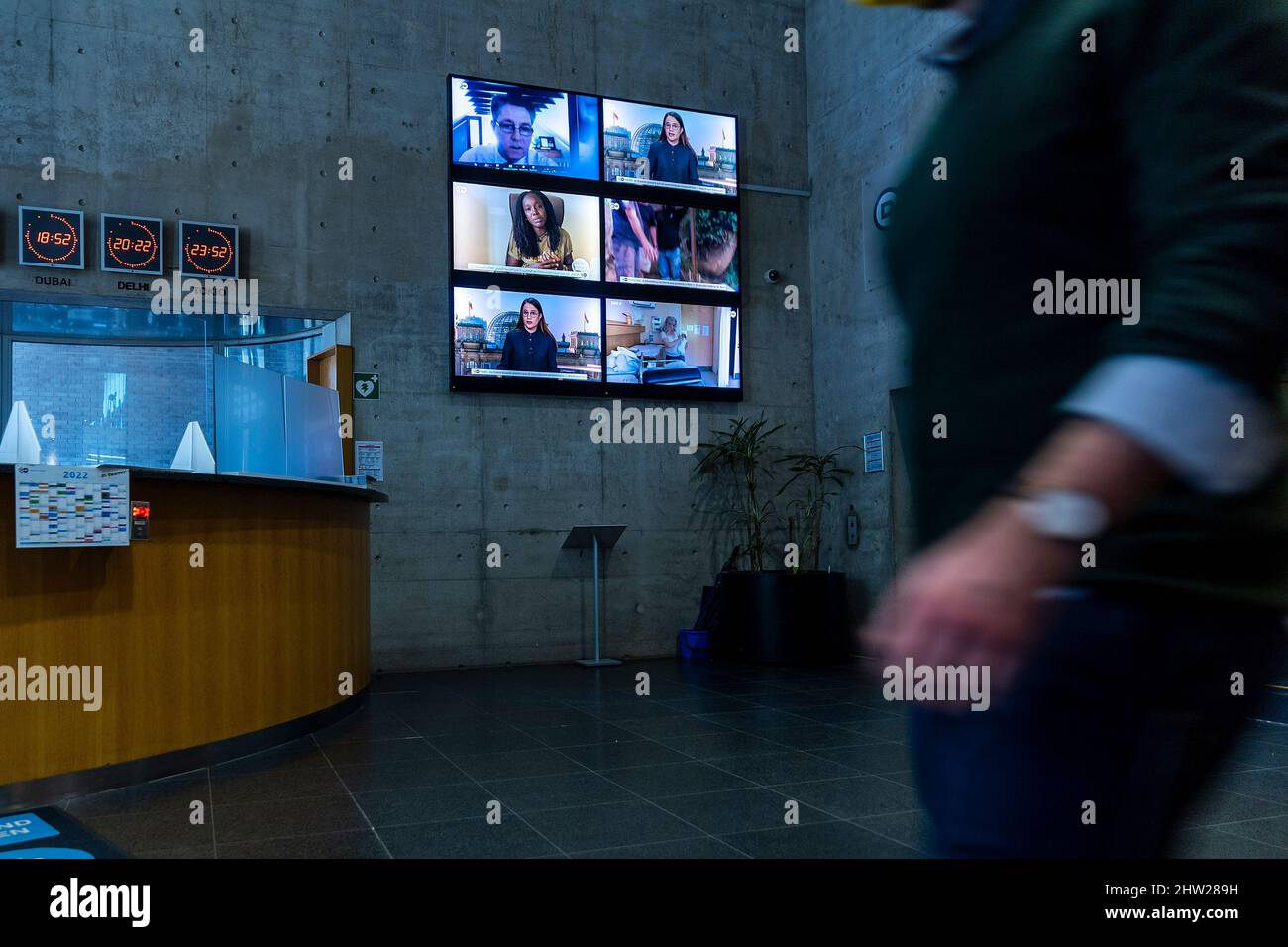 Dw berlin hi-res stock photography and images - Alamy