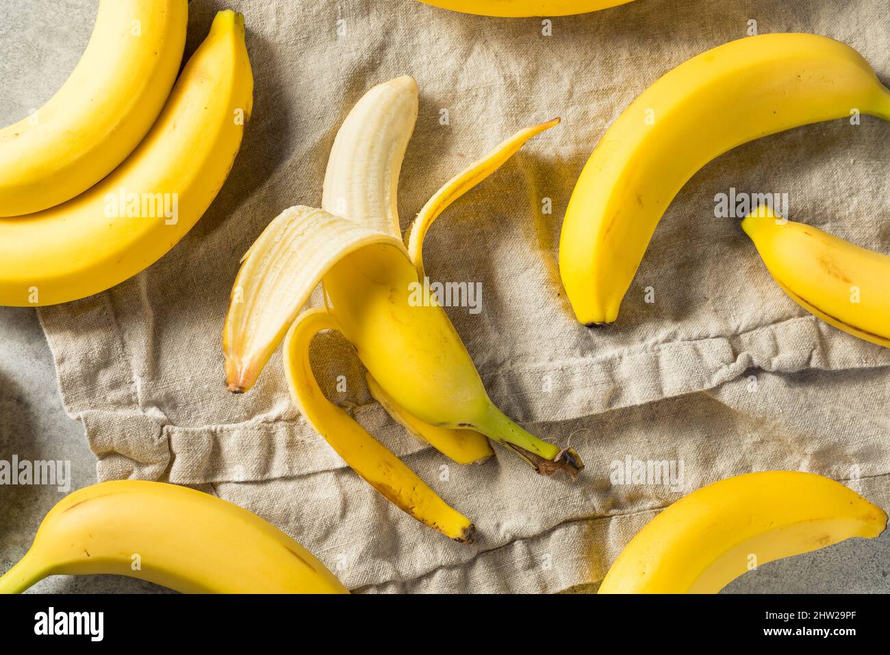 Organic Raw Yellow Banana Bunch Ready to Eat Stock Photo - Alamy Organic Raw Yellow Banana Bunch Ready to Eat Stock Photo - Alamy