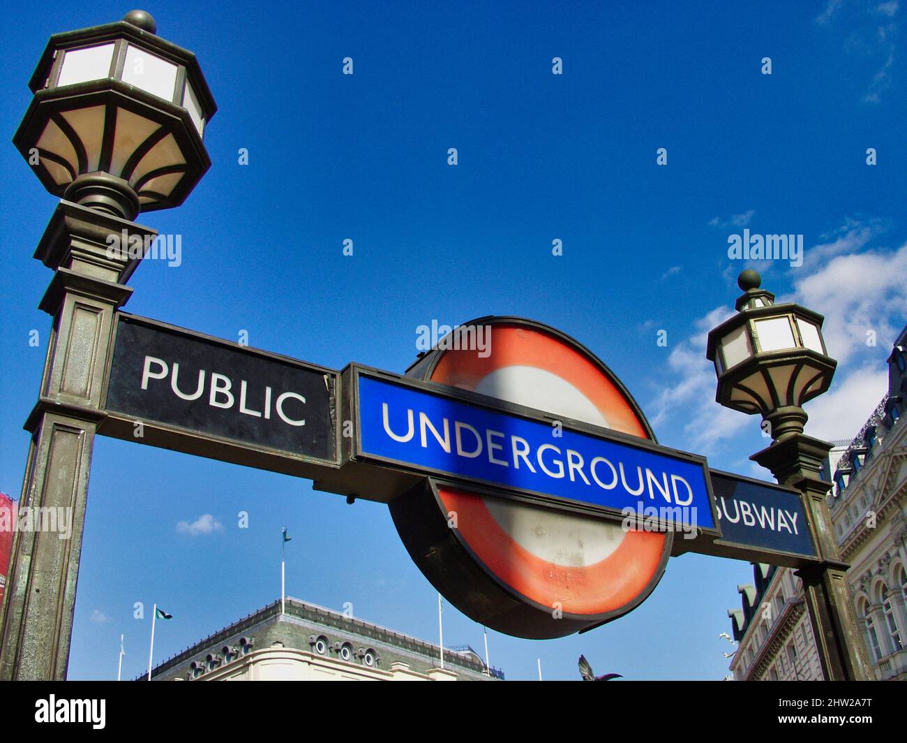 Tube subway public transportation hi-res stock photography and images ...