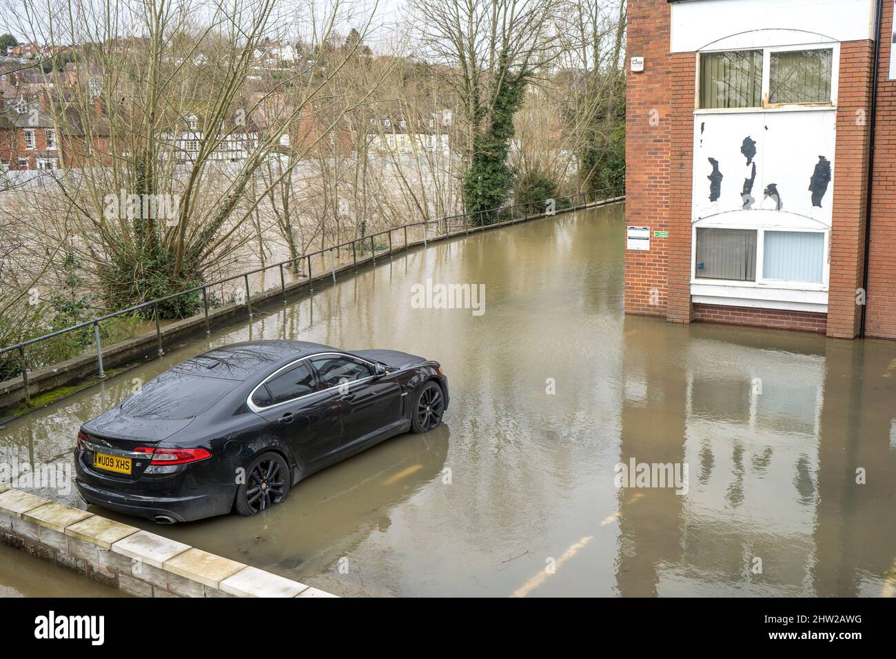 Car stranded in floods hi-res stock photography and images - Alamy