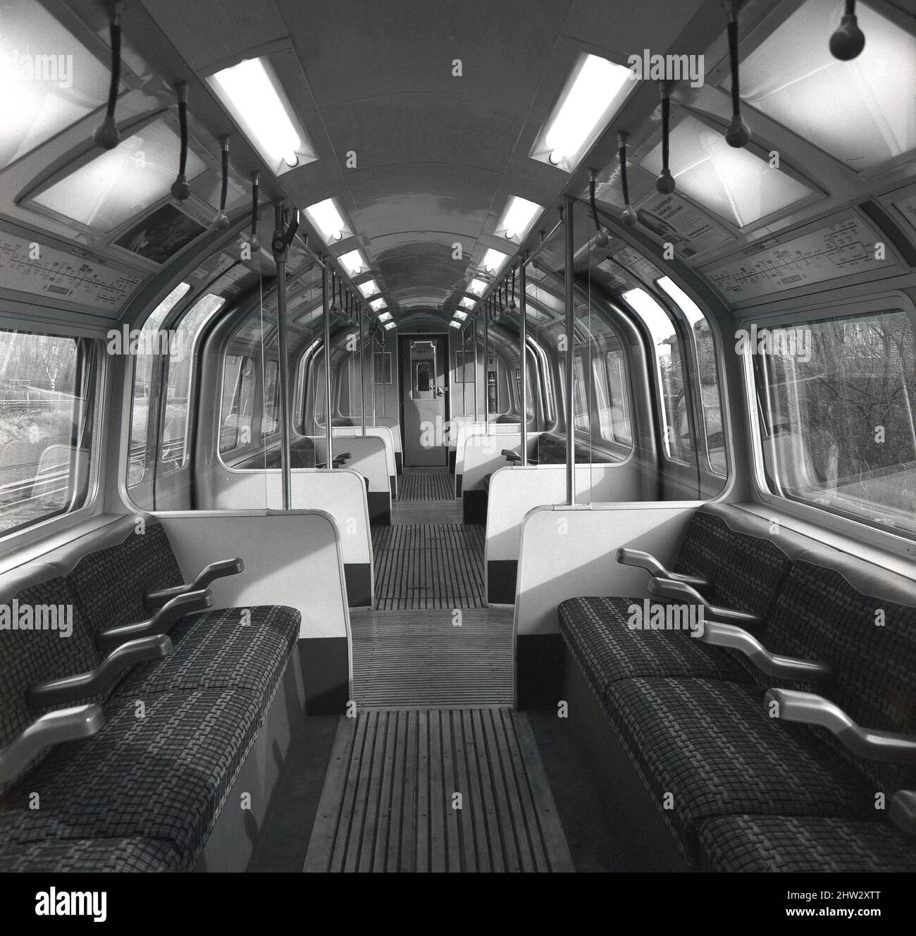 1960s, historical, inside view of a London Underground tube train Stock ...