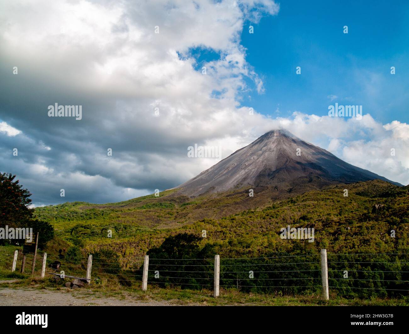 MOunt Arenal Costa Rica Stock Photo - Alamy