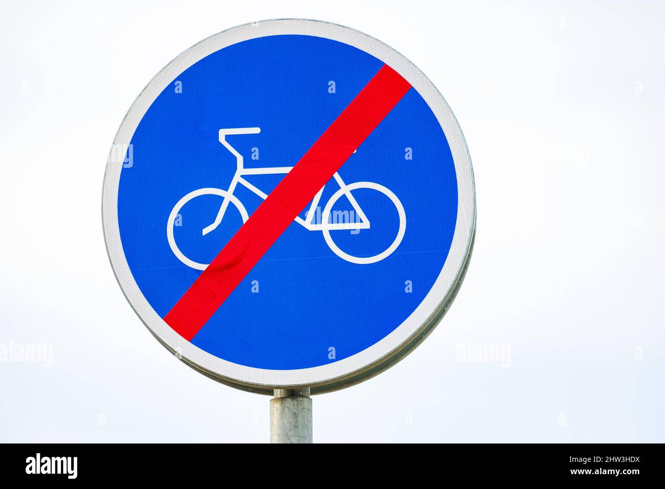 The movement of bicycles is prohibited. The end of the bike path. Road ...