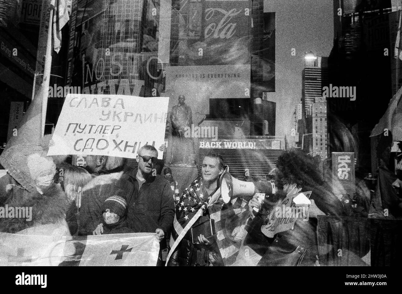 New York, NY, USA. 27th Feb, 2022. Times Square tribute to Ukraine ...