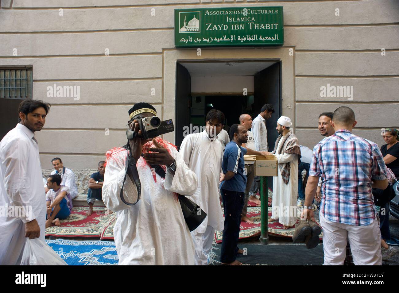 Naples, Italy 16/09/2010: Friday prayer, Mosque of Market Square ...