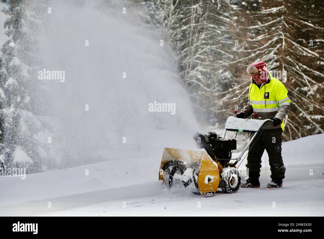 Snowblower hi-res stock photography and images - Alamy