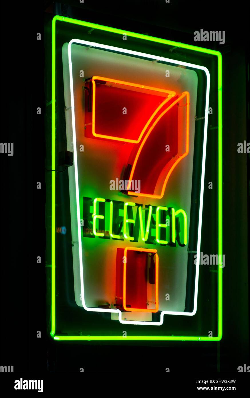 7 eleven store hi-res stock photography and images - Alamy