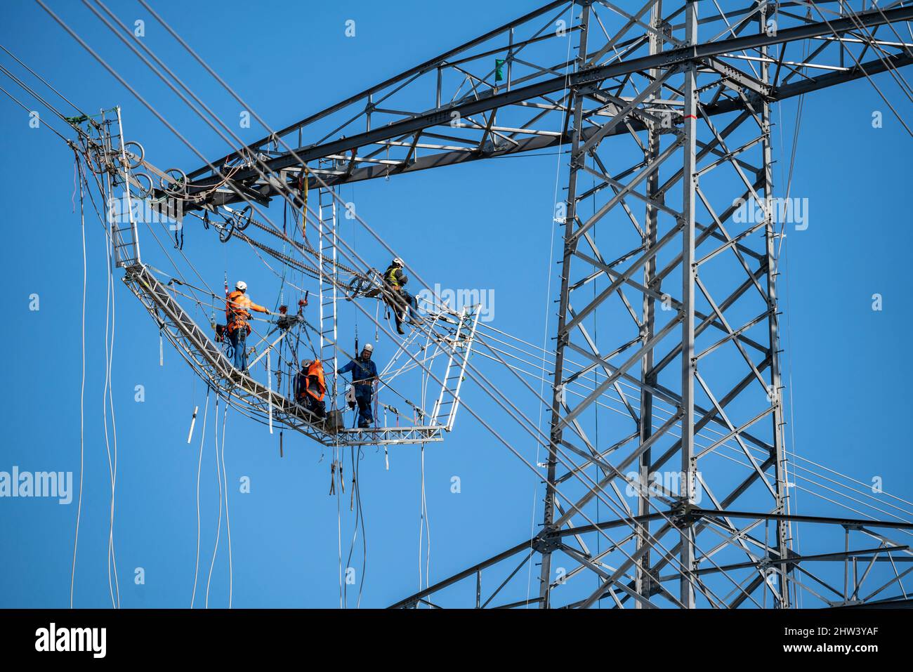 New construction of a 380 kV extra-high voltage overhead line, with 23 ...