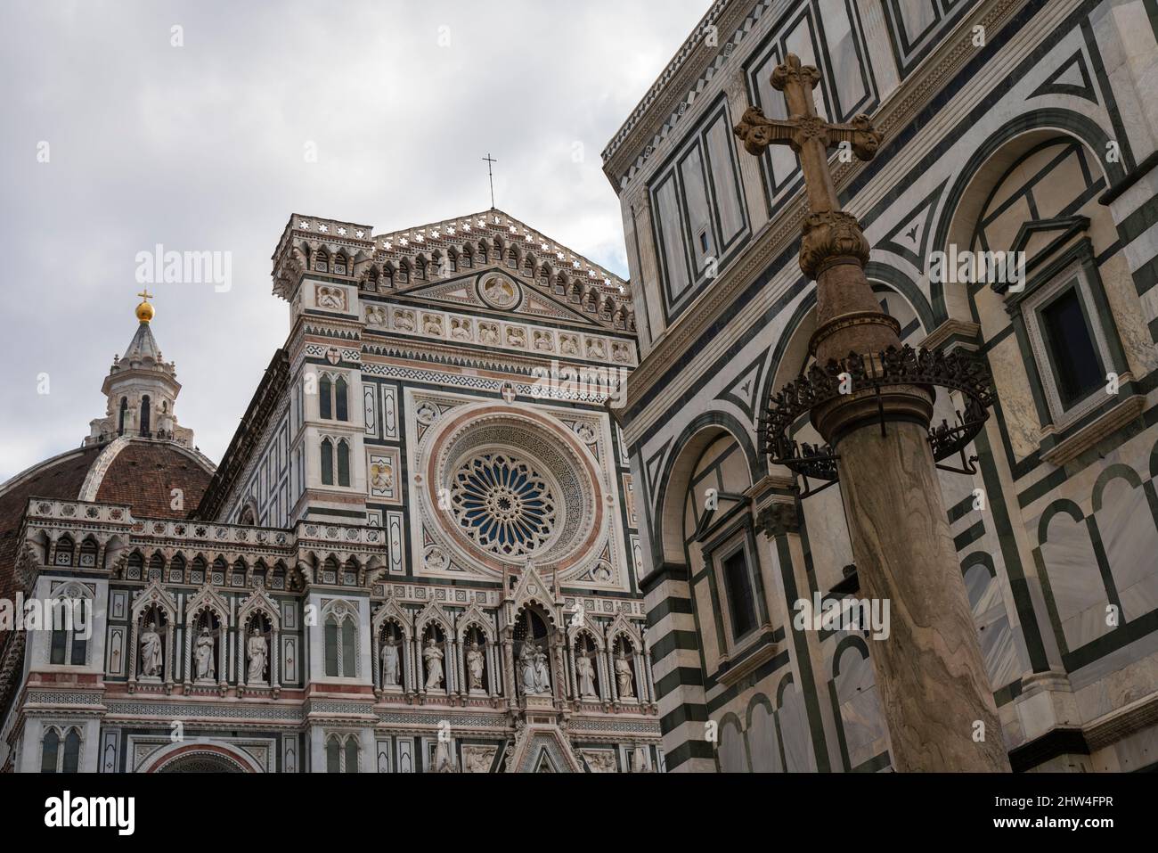 Chiesa firenze firenze hi-res stock photography and images - Alamy