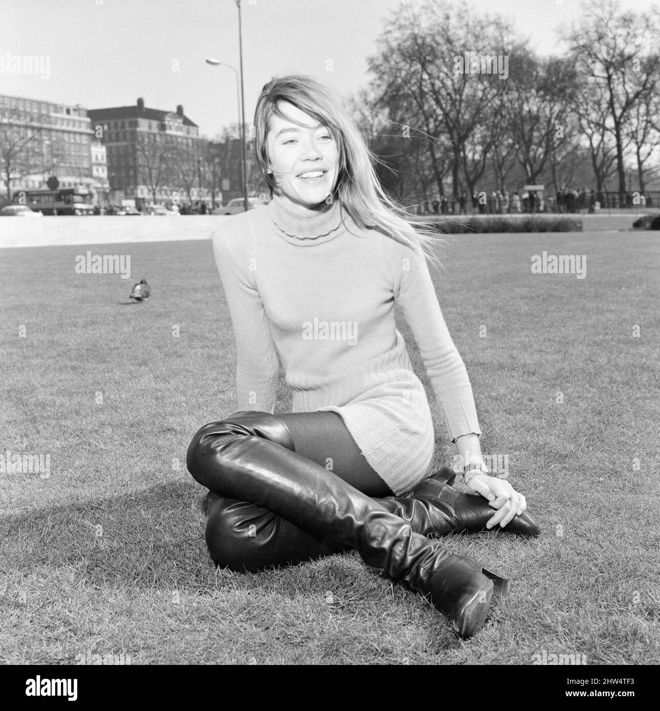 Francoise Hardy, french singer relaxes in the spring sunshine, Hyde ...