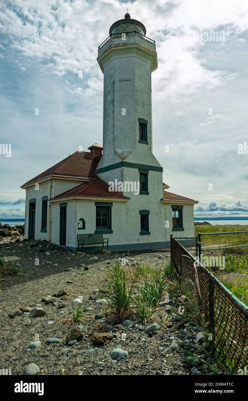 The Point Wilson Lighthouse at Fort Worden State Park, Washington, USA ...