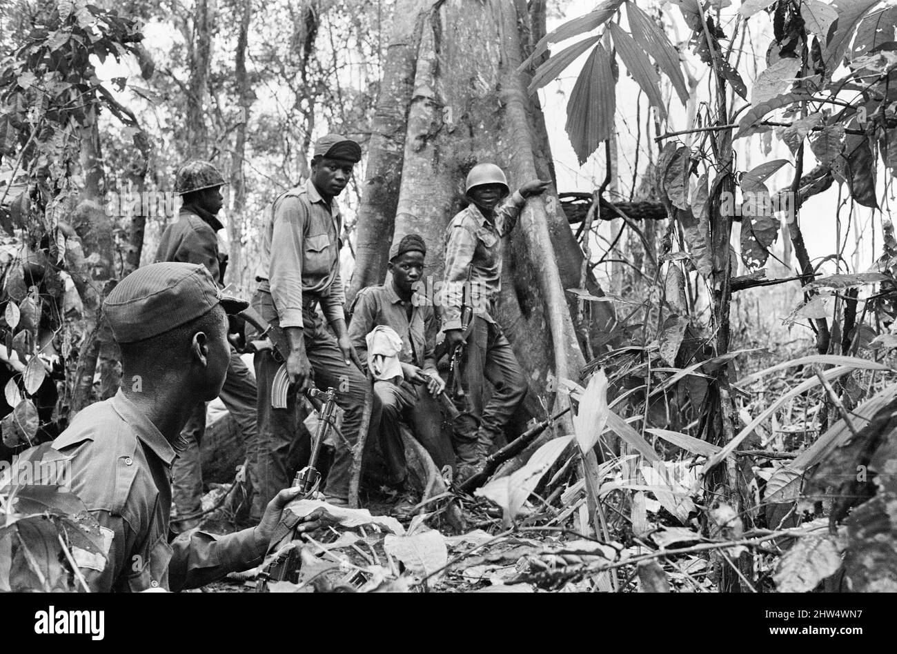 Nigerian civil war 1967 Black and White Stock Photos & Images - Alamy