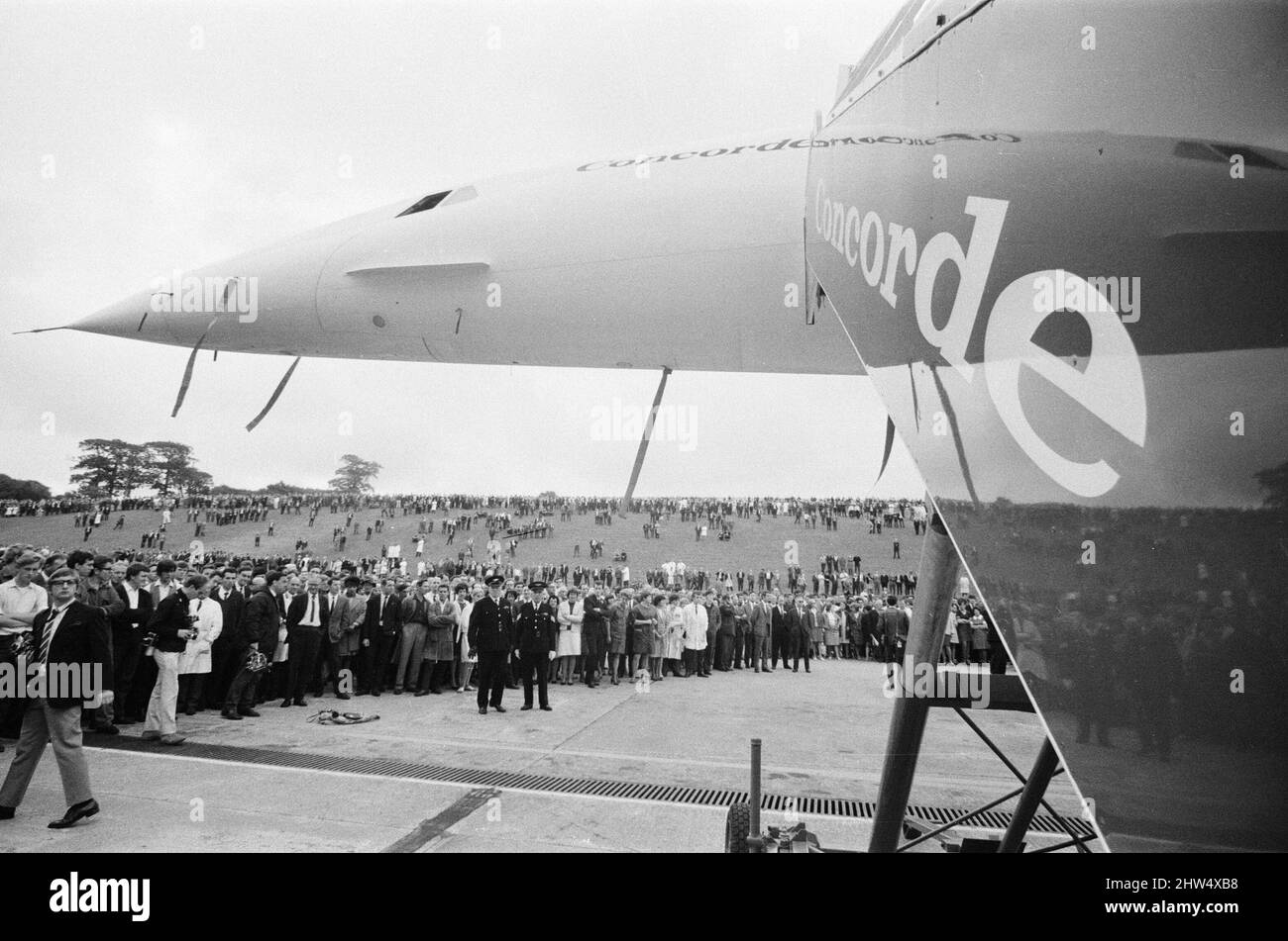 Concorde prototype 002 makes its first official public appearance in ...