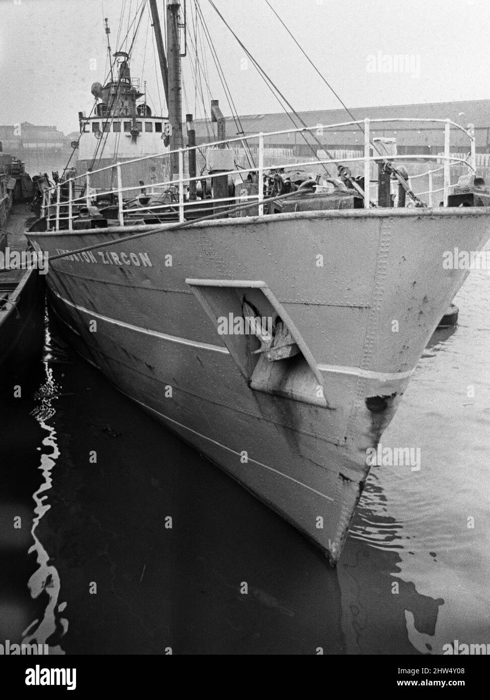 Trawler sinking hi-res stock photography and images - Alamy