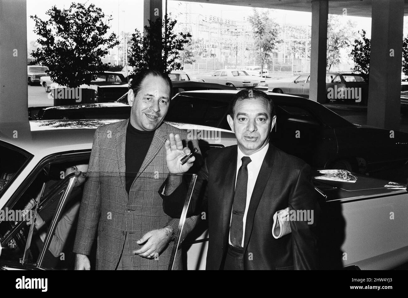 Boxing trainer Angelo Dundee (right).Circa 1967 Stock Photo - Alamy