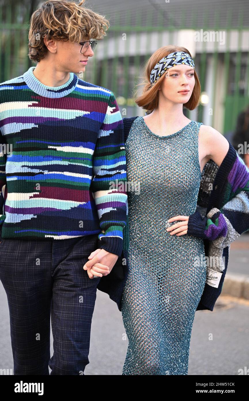 Larsen Thompson and Gavin Casalegno Stock Photo - Alamy