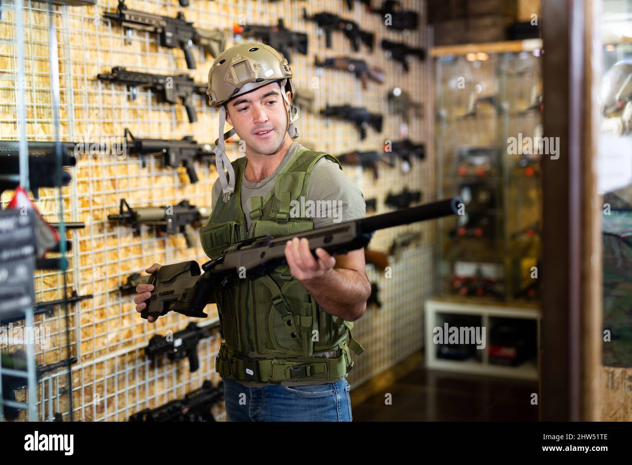 Austrian police uniform hi-res stock photography and images - Alamy