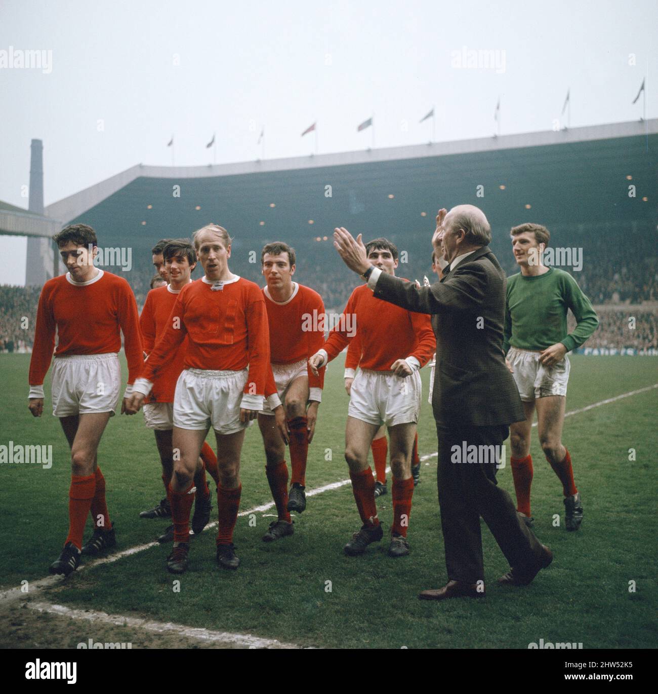 1960s clapping hi-res stock photography and images - Alamy