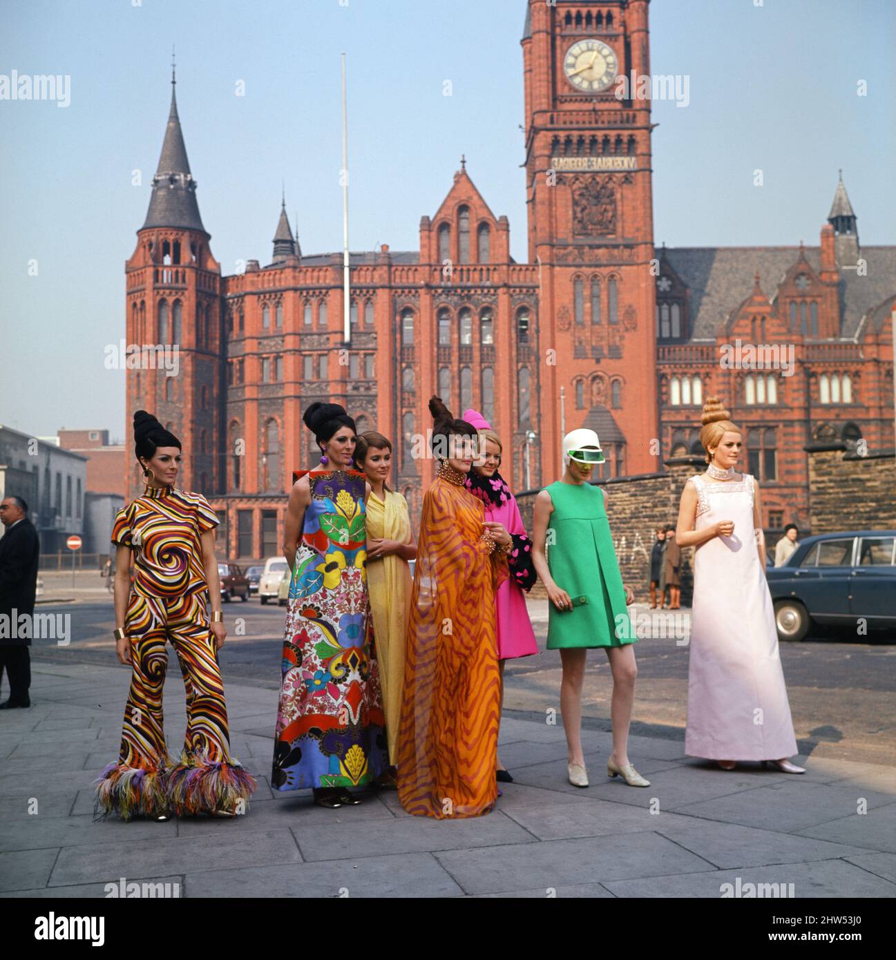 Liverpool fashion 1960s hi-res stock photography and images - Alamy