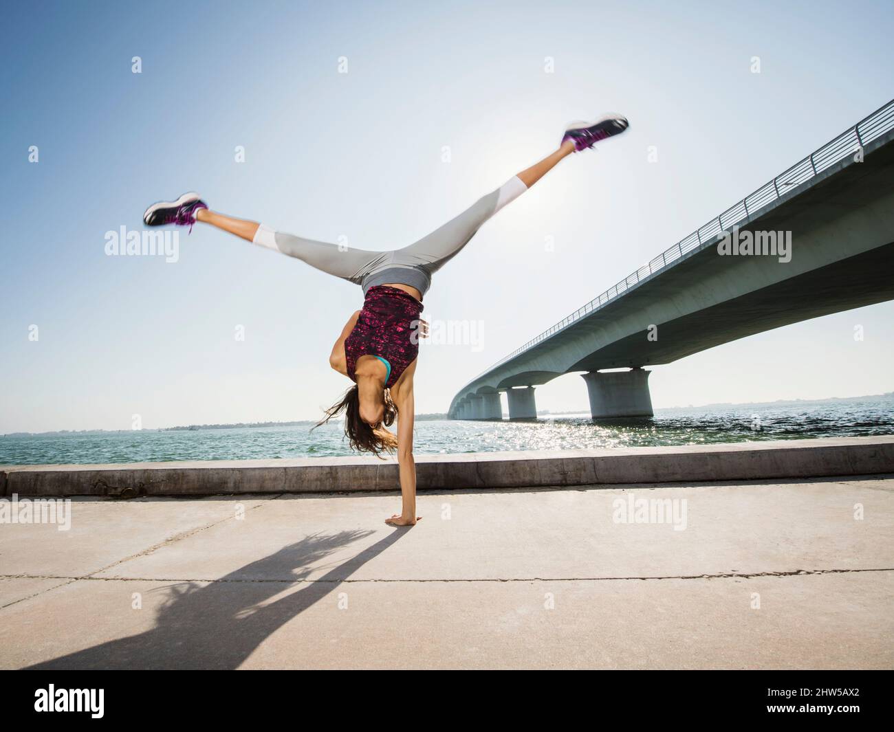 Back handstand hi-res stock photography and images - Alamy