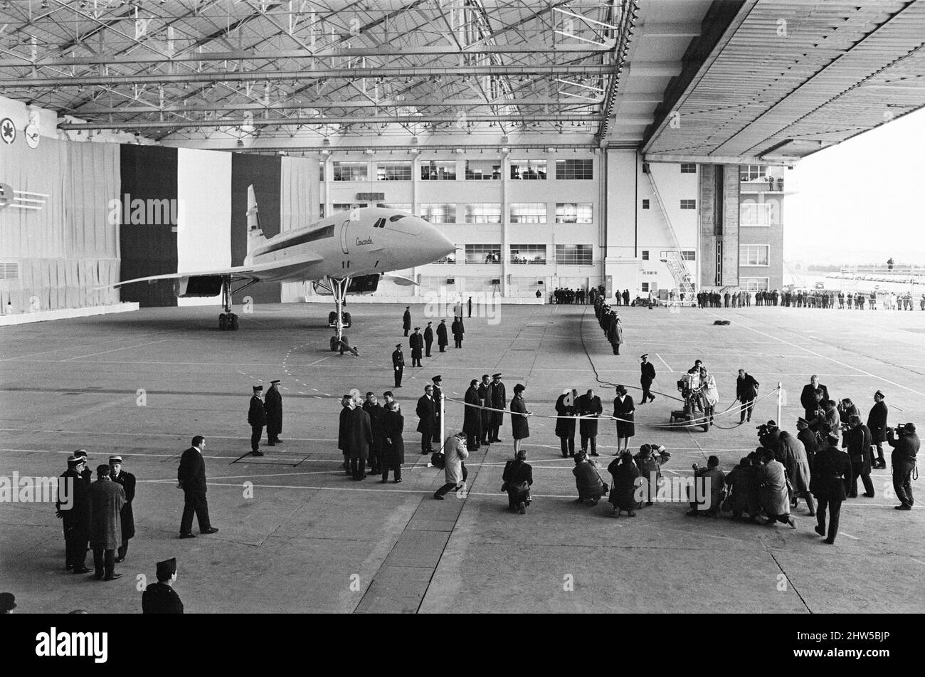 Concorde, prototype 001 makes its first official public appearance as ...
