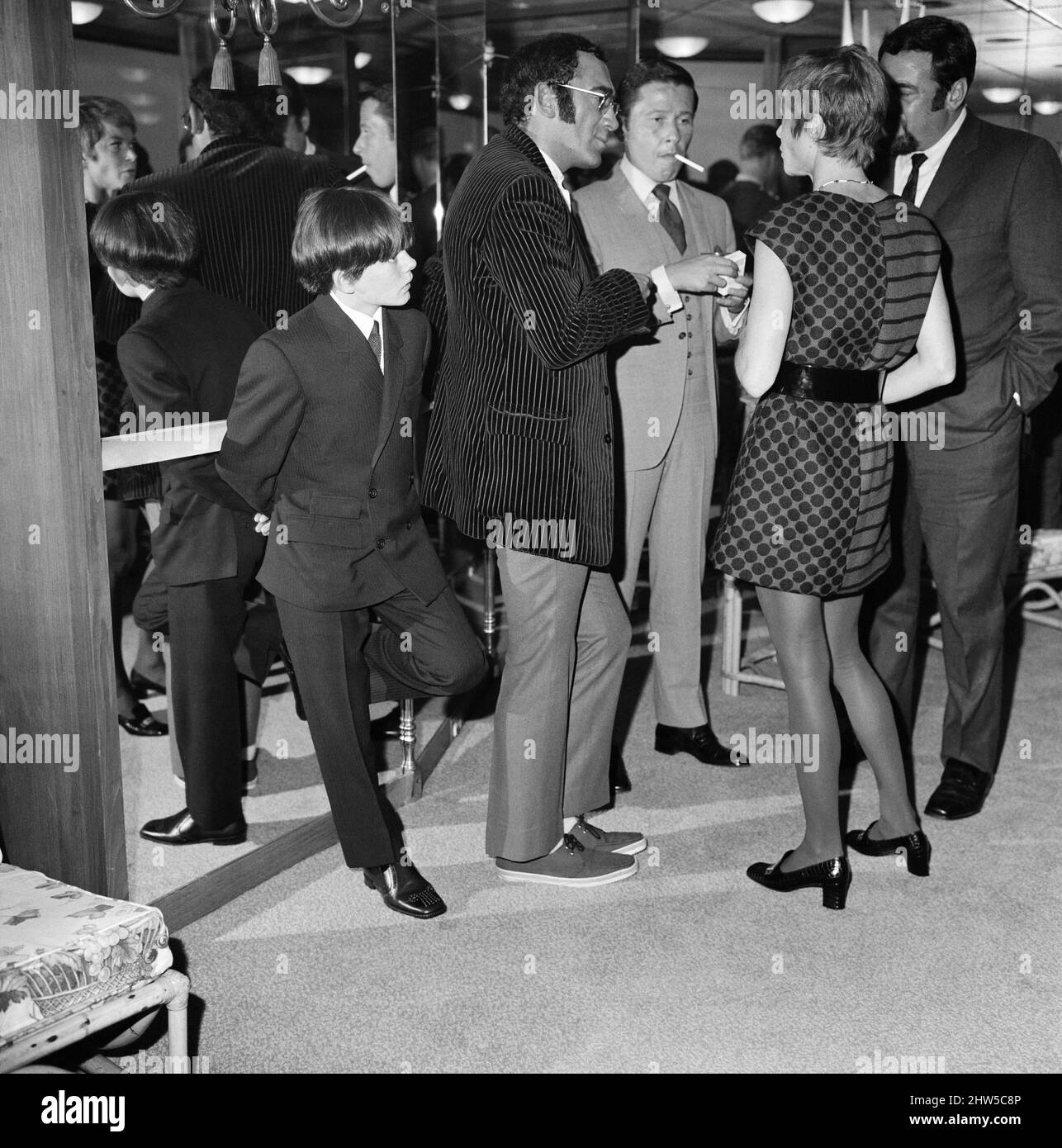 Shani wallis oliver hi-res stock photography and images - Alamy
