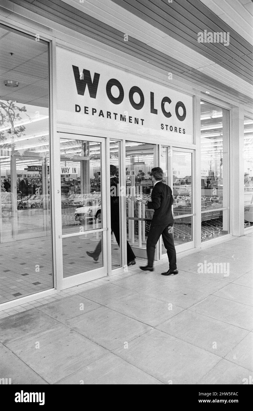 Woolco Department Store, Oadby Hall, Leicestershire, Monday 9th October ...