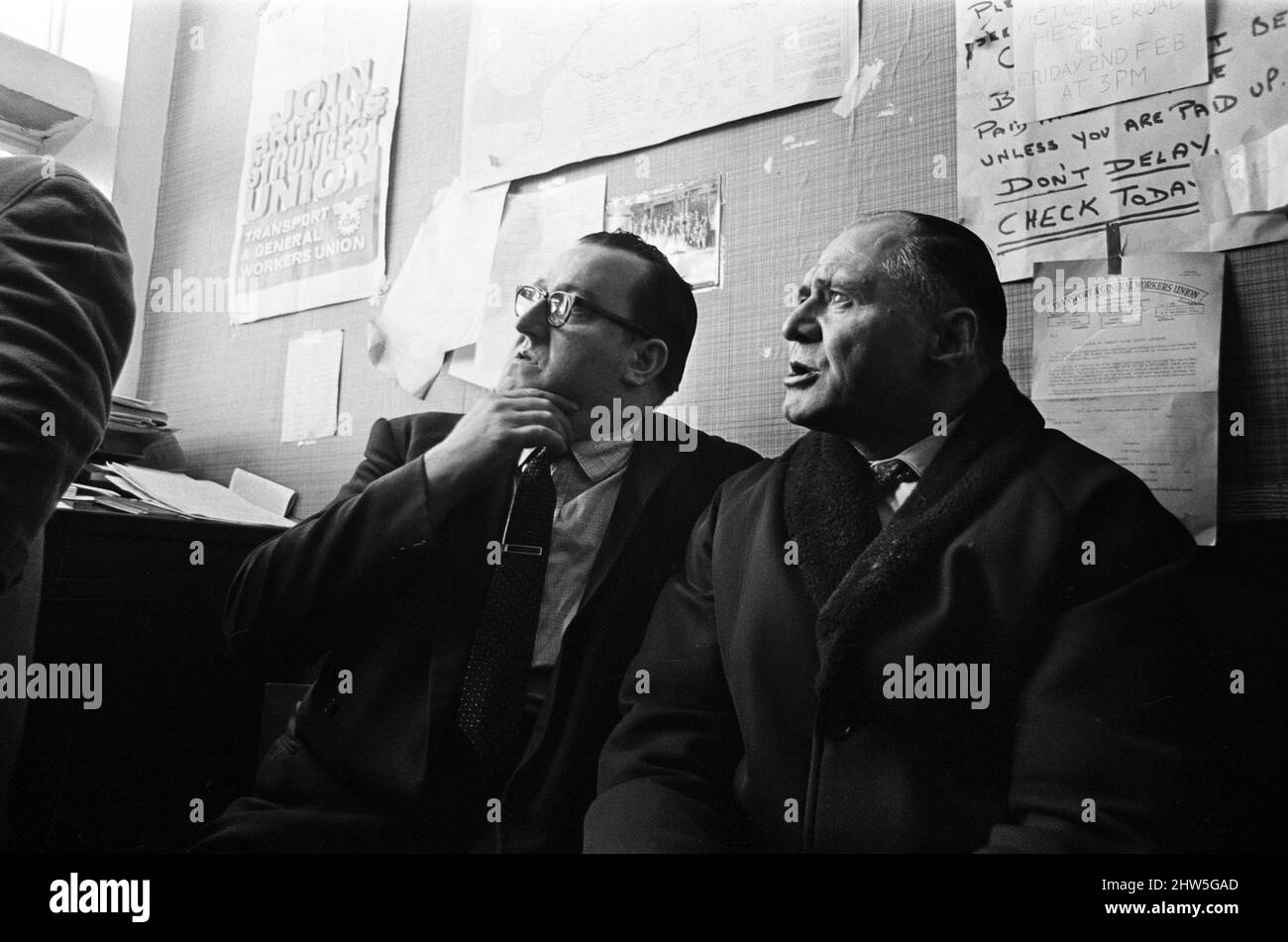 42 revolutionaries Black and White Stock Photos & Images - Alamy