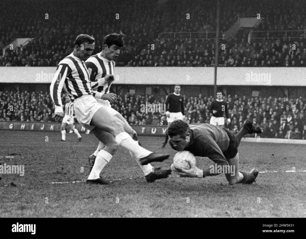 Dobing hi-res stock photography and images - Alamy