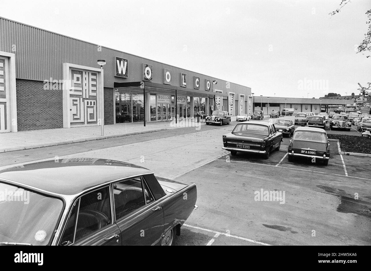 Woolco Department Store, Oadby Hall, Leicestershire, Monday 9th October ...