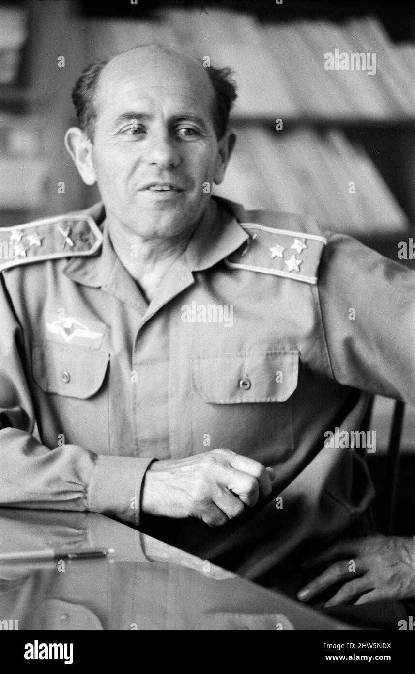 Emil Zatopek, pictured in hiding, in Prague. 8th September 1968 Stock ...