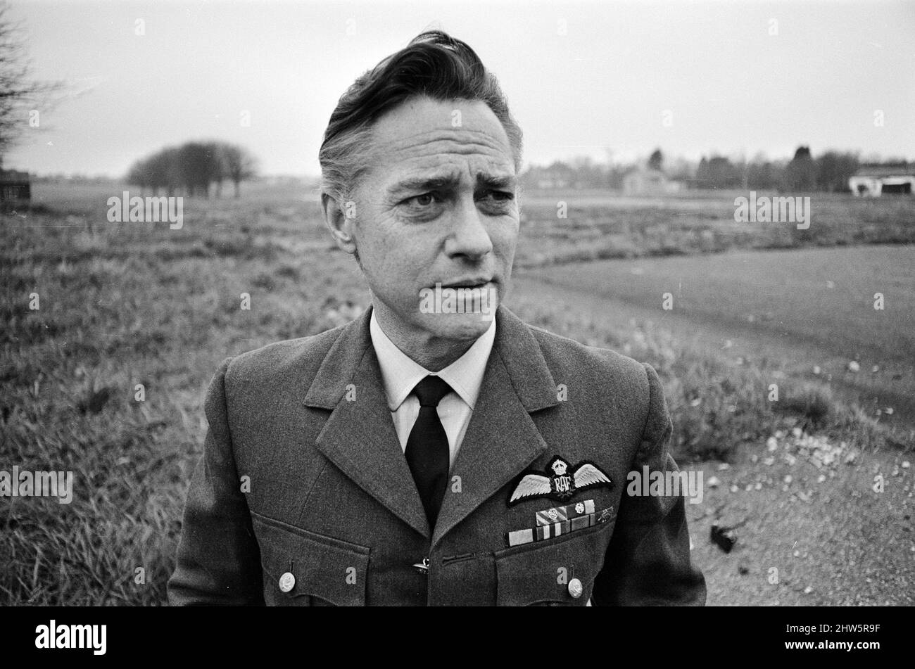 Richard Todd actor on location in Folkestone 7th November 1968. Richard ...