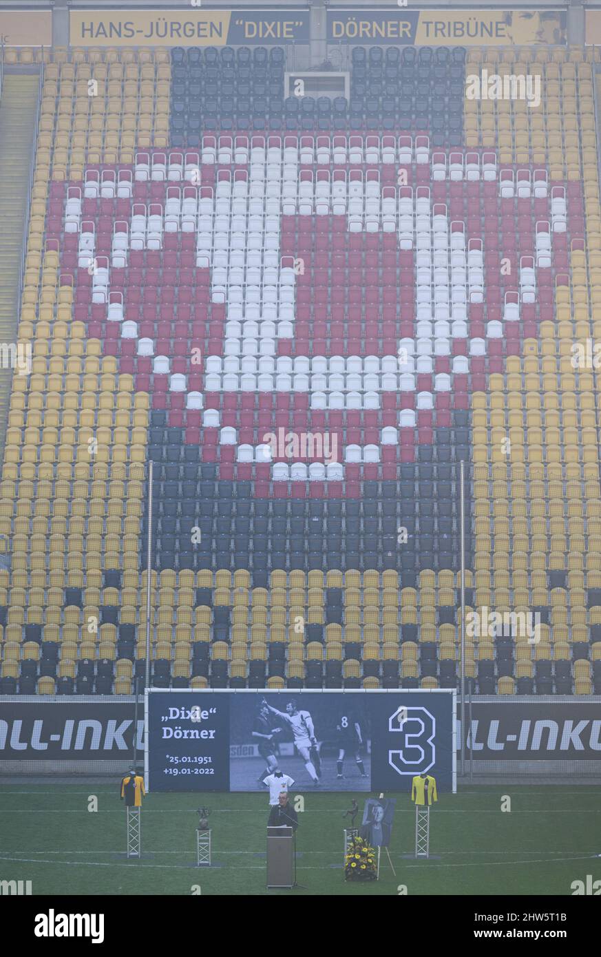 Dresden, Germany. 03rd Mar, 2022. Ralf Minge, former teammate, speaks ...