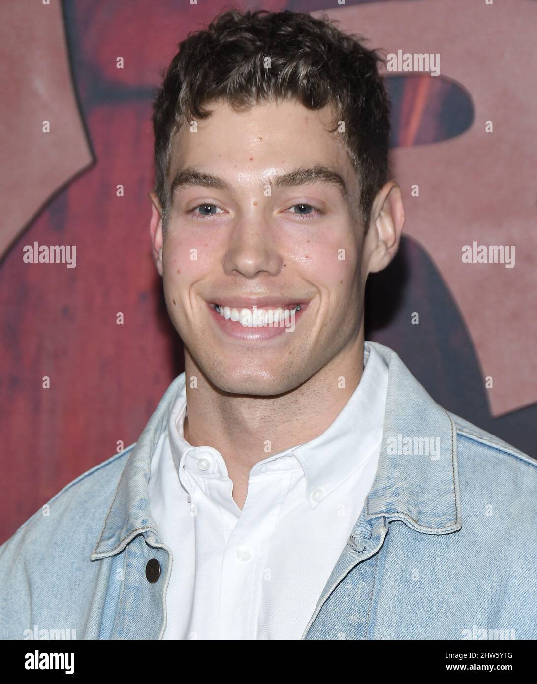 Los Angeles, USA. 03rd Mar, 2022. Derek Chadwick arrives at the FRESH ...