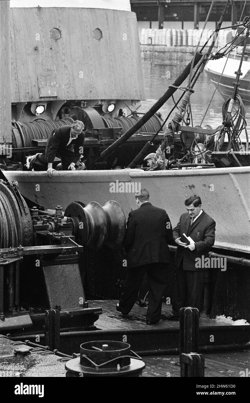 British trawlermen Black and White Stock Photos & Images - Alamy
