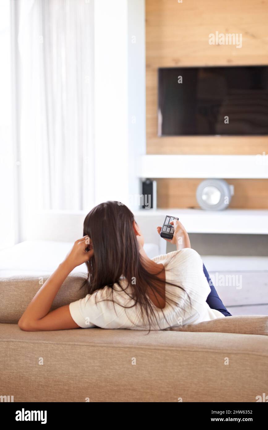 Changing tv channels hi-res stock photography and images - Alamy