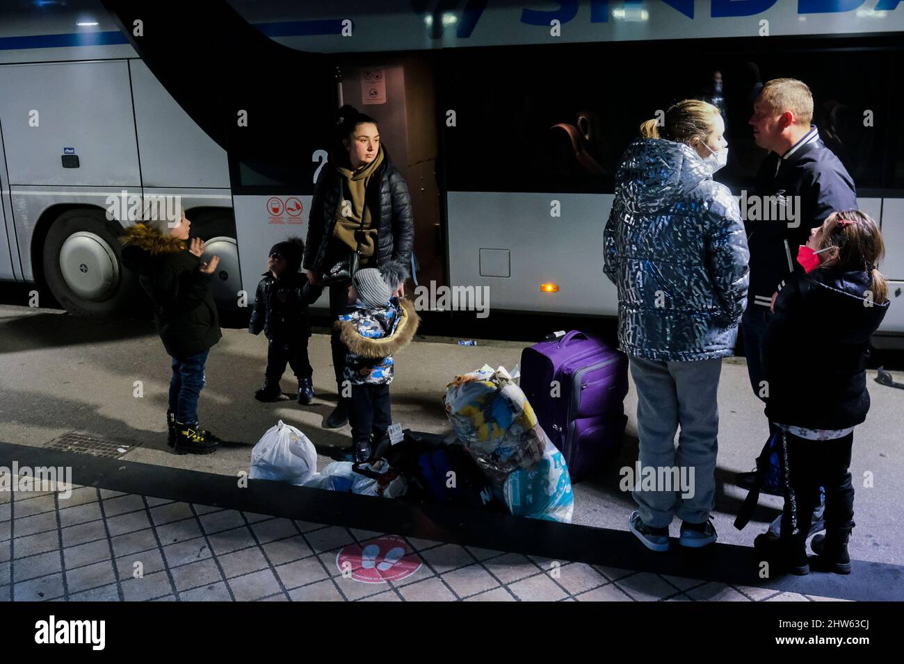 in Naples the arrival of a bus from Ukraine carrying women and children ...