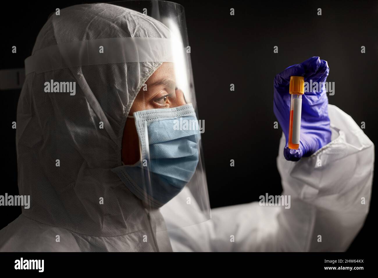 Lab face shield hi-res stock photography and images - Alamy