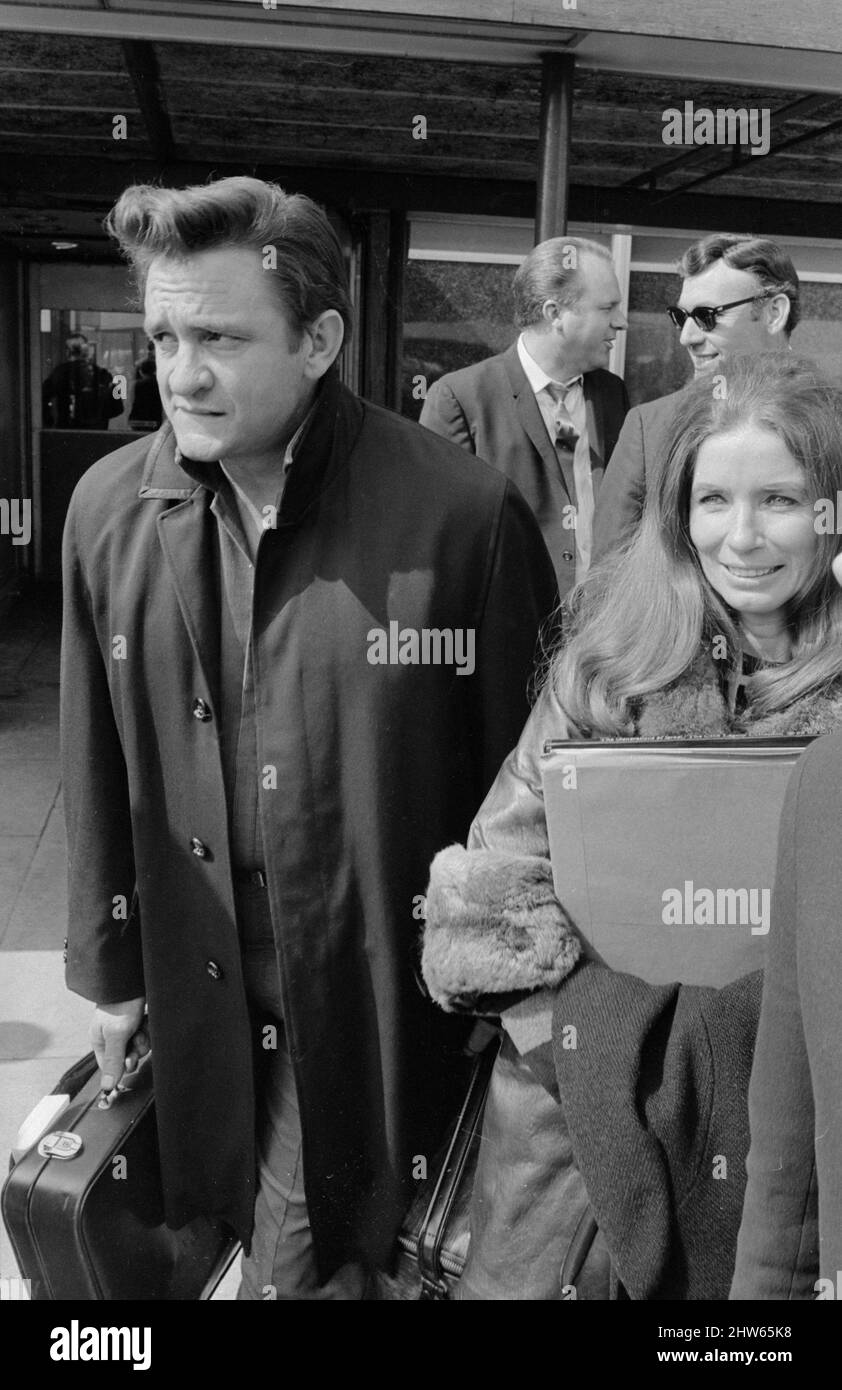 Johnny Cash June Carter Proposal On Stage 1968