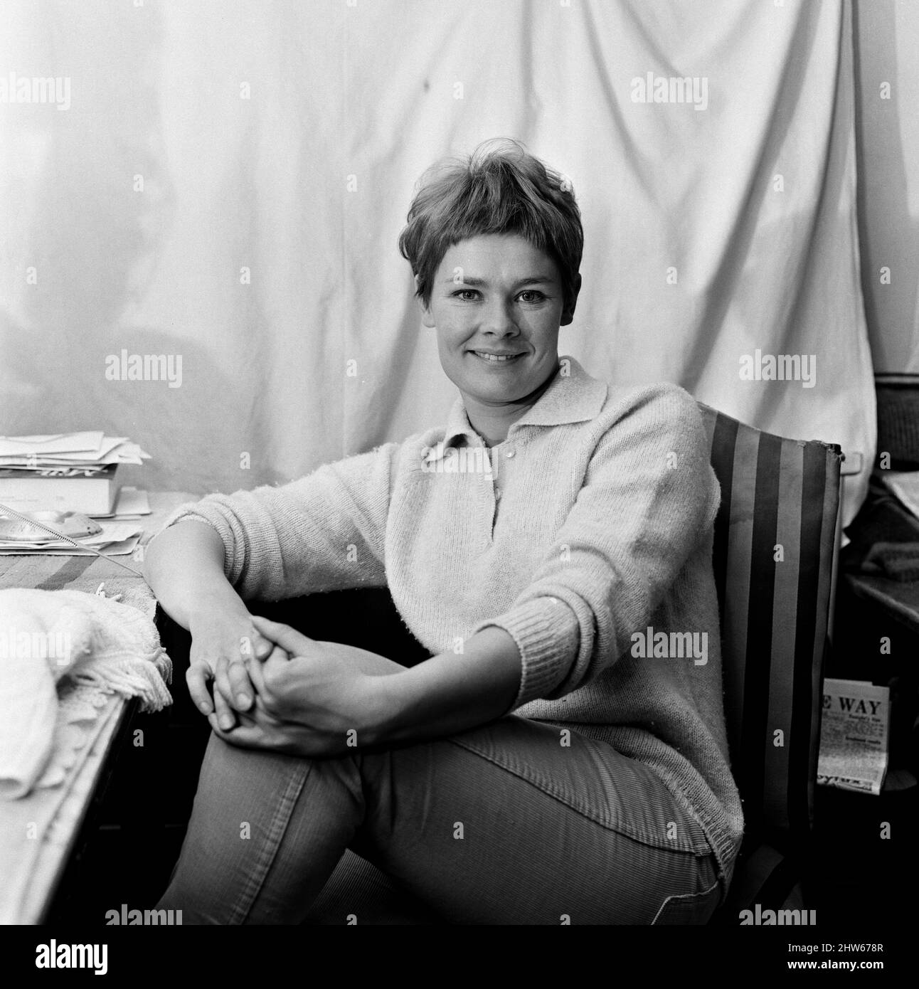 Actress Judi Dench. 4th August 1967 Stock Photo - Alamy