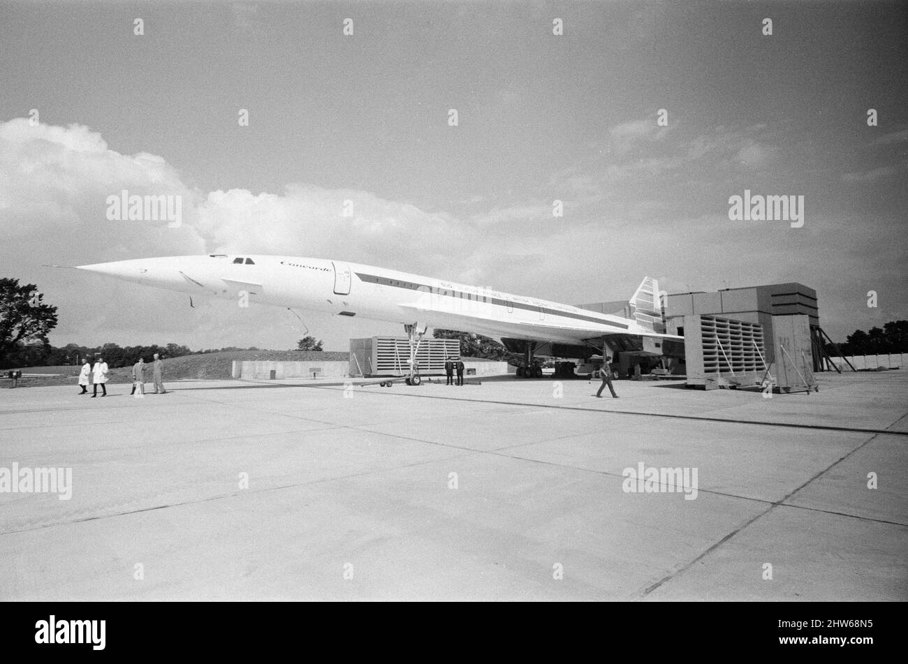 Concorde prototype 002 makes its first official public appearance in ...