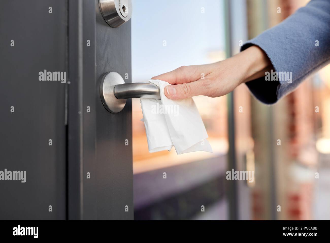 Hand cleaning paper hi-res stock photography and images - Alamy