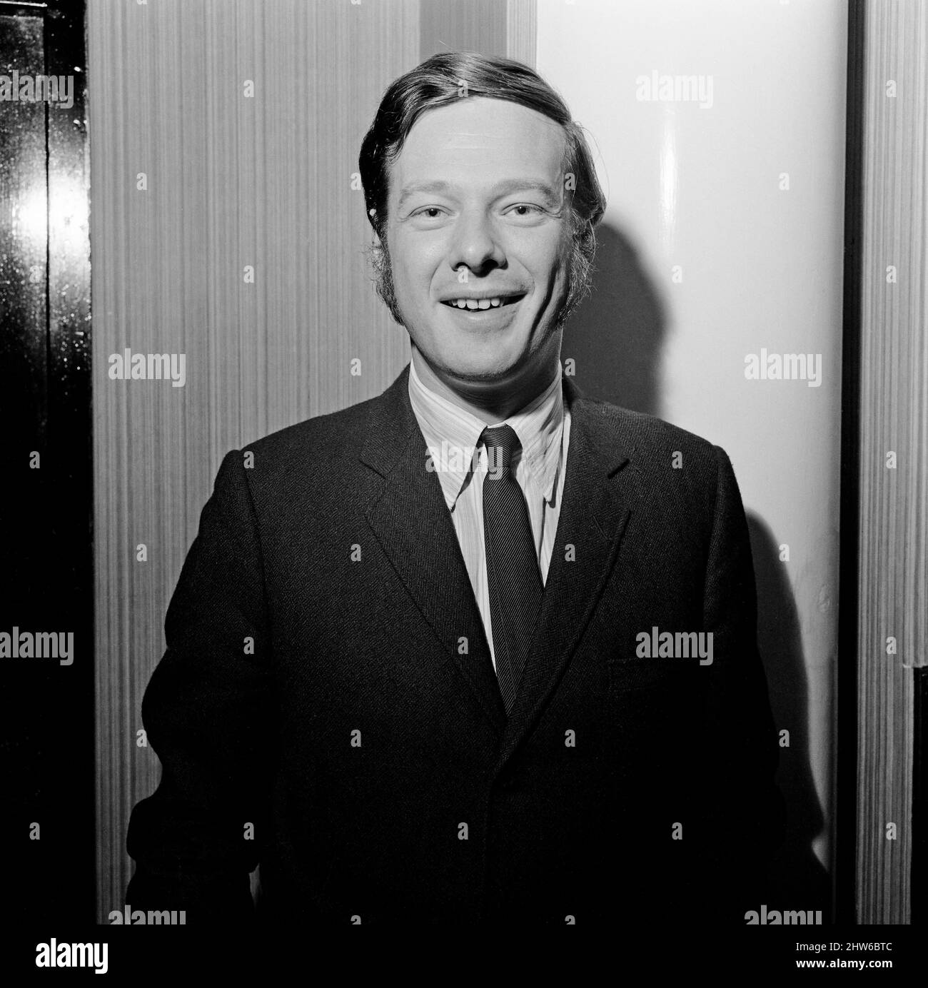 Brian epstein 1967 hi-res stock photography and images - Alamy