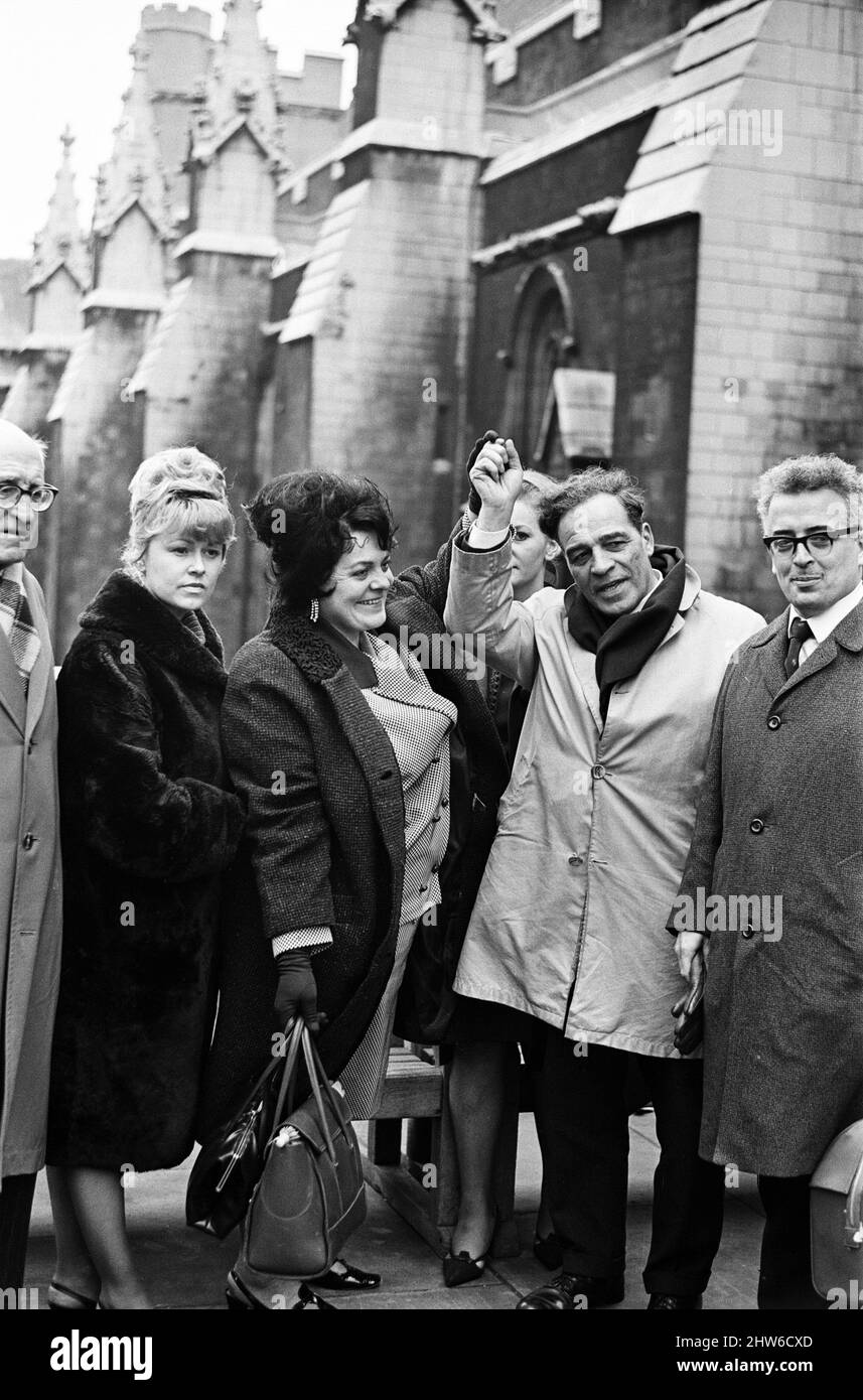 A deputation of Trawlermen's wives, union officials and an MP travelled to London with a 7000 ...